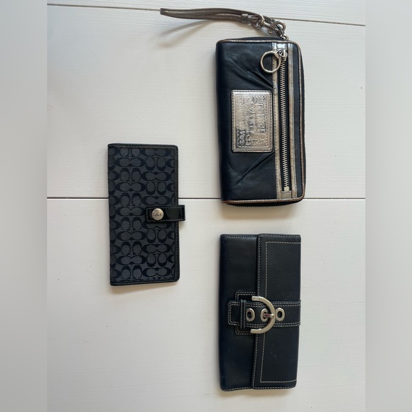 Coach | Bags | Lot Of Authentic Coach Wallets And Check Book Cover ...